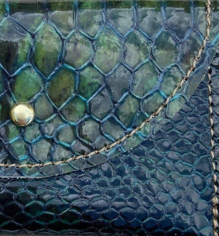 Accessories – Custom Leather Canada Limited